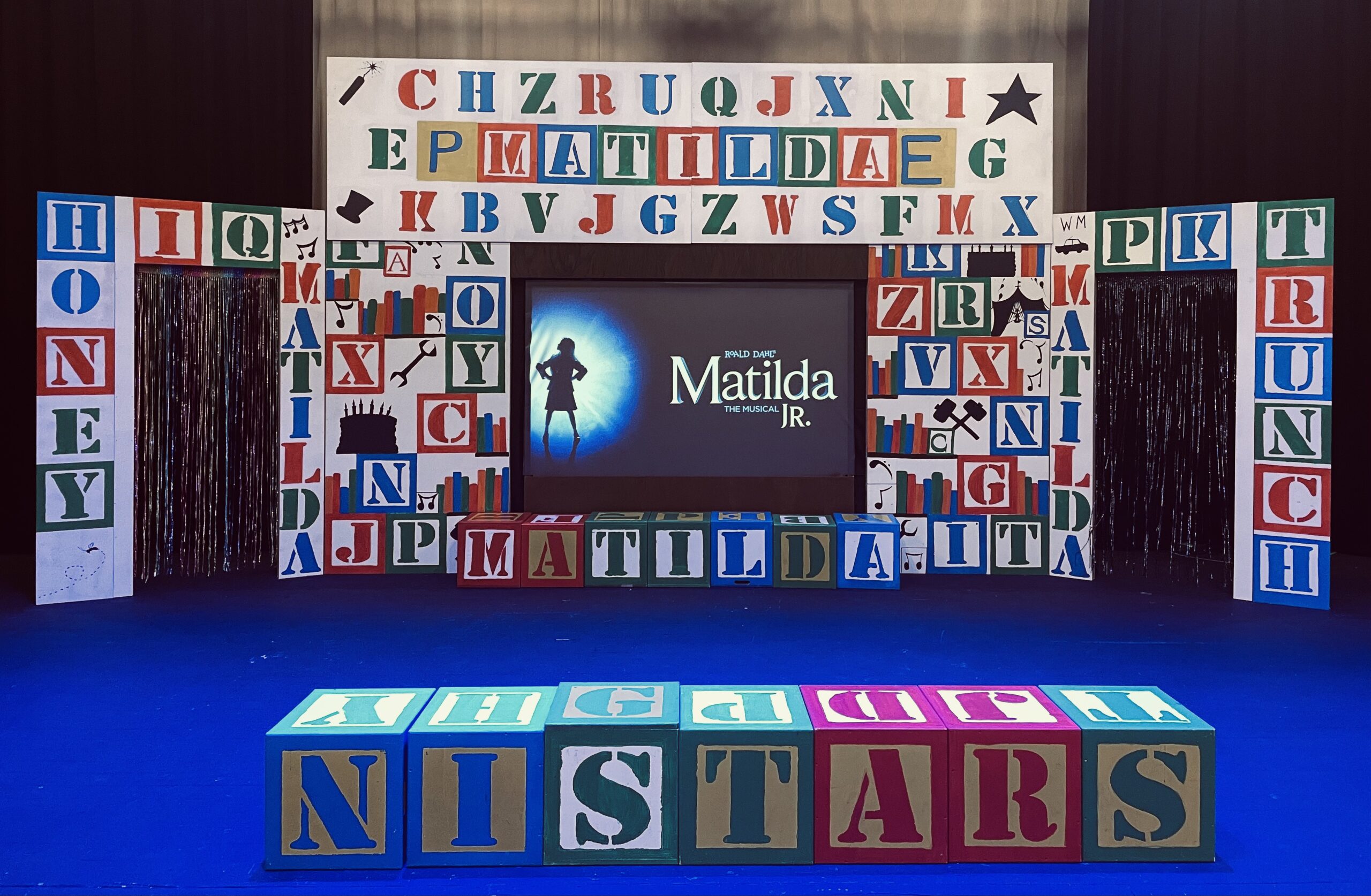 Matilda Set Hire | NiStars